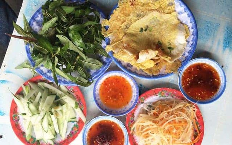 Bánh ép Huế – Khám phá đặc sản Cố đô cùng top 5 quán ngon không thể bỏ qua